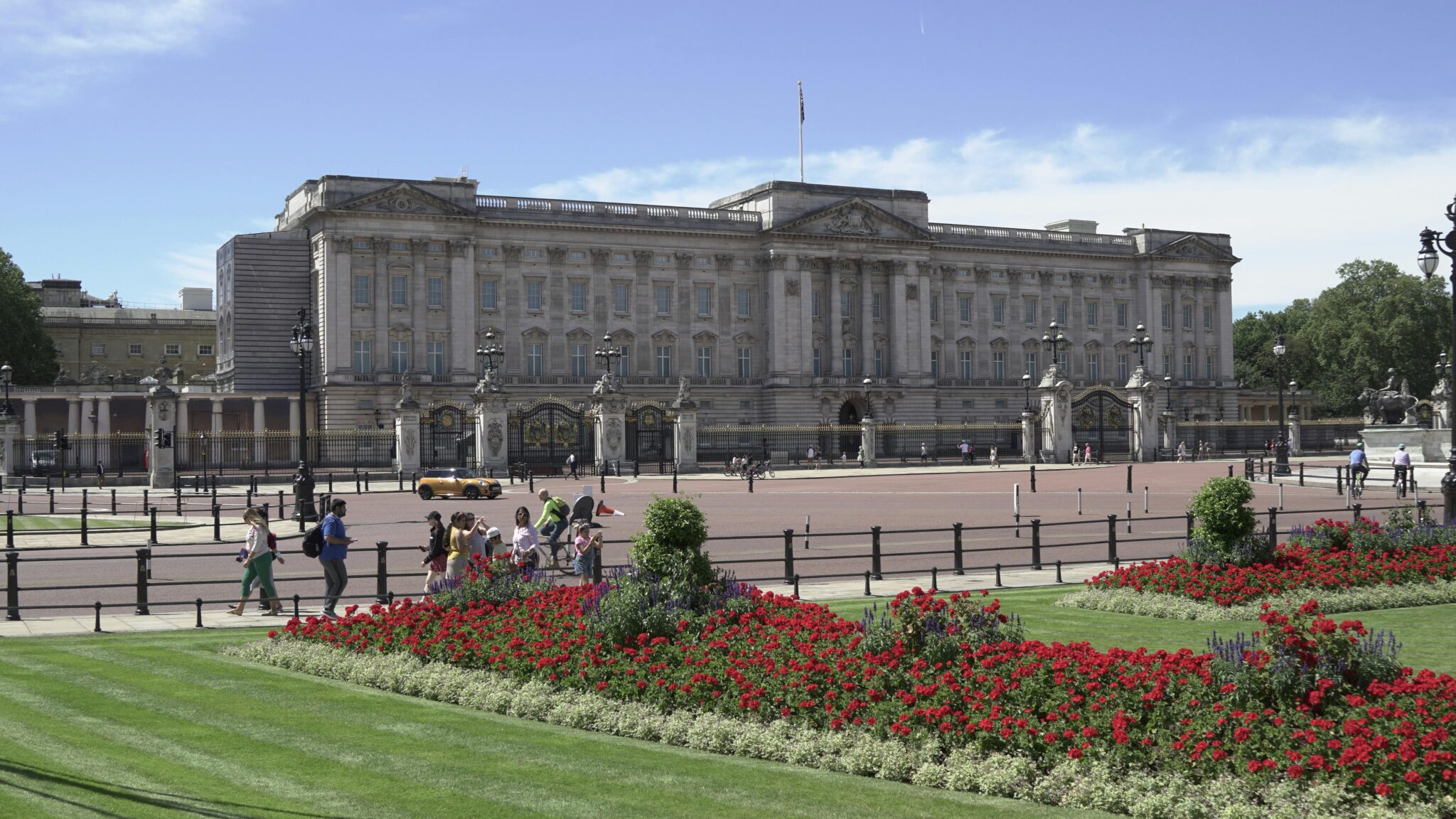 18 Top Tourist Attractions in England